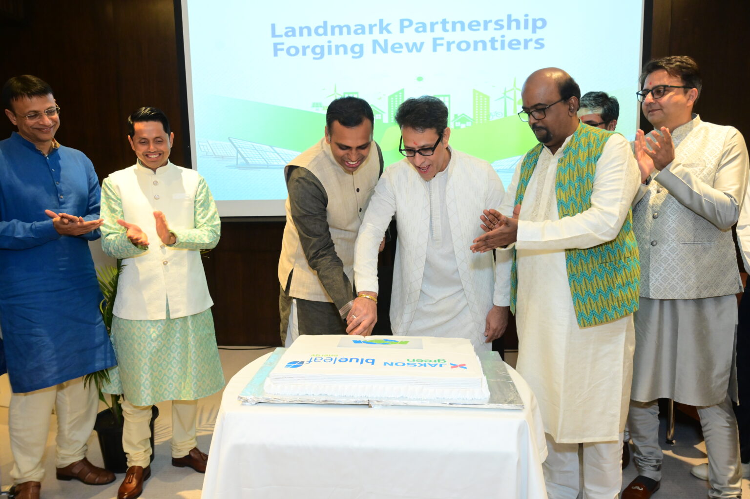 Blueleaf Energy & Jakson Green Announce Partnership with USD 400 Million, 1 GW Solar Portfolio ...